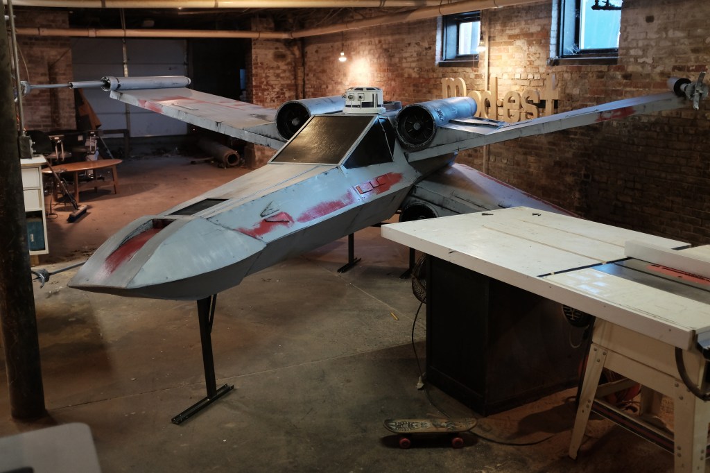 Small town Star Wars fans build a big time x-wing fighter – Small Town ...